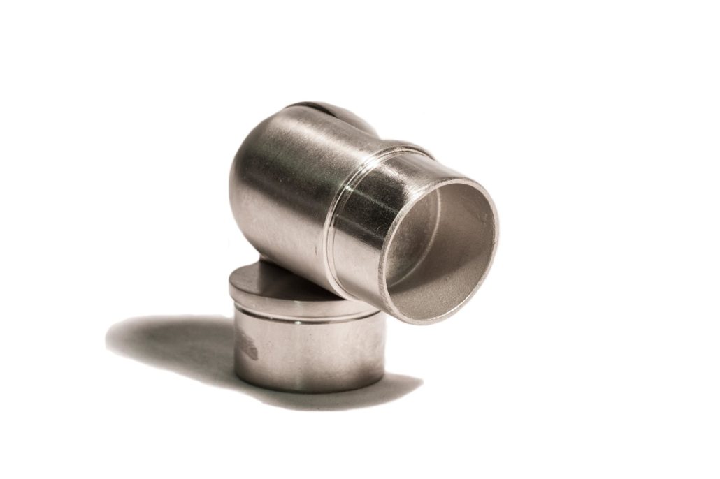 Male to Male Pivot Corner for 1 5/8" Handrail - Deck Shoppe